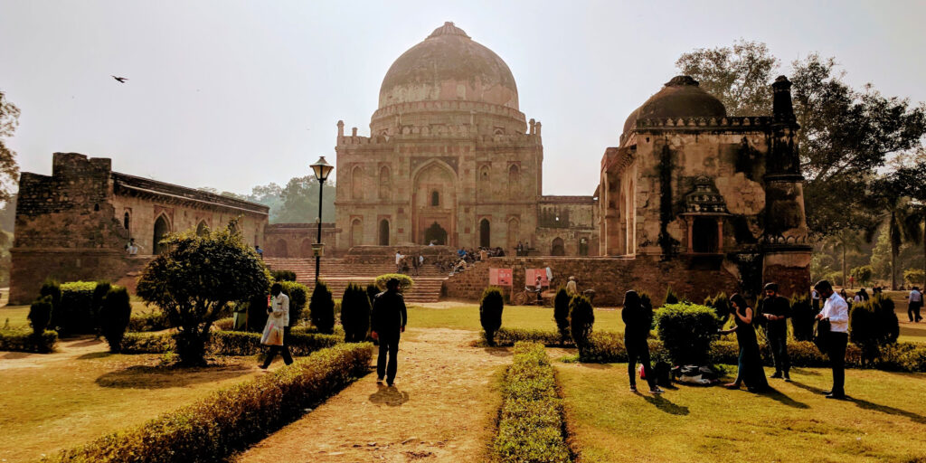Lodhi Garden- A Perfect Recipe of Blended Artwork and Architecture ...