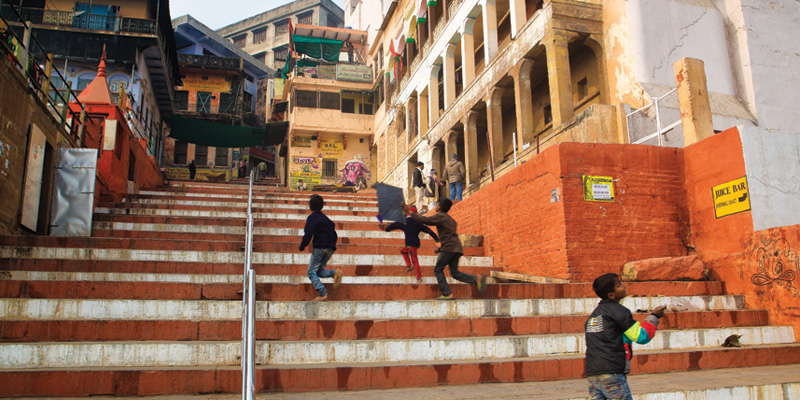 Varanasi: A Walk Down The Lanes Of History – The Traveller Trails