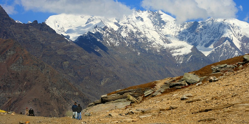 Rohtang: Not Just Another Pass – The Traveller Trails