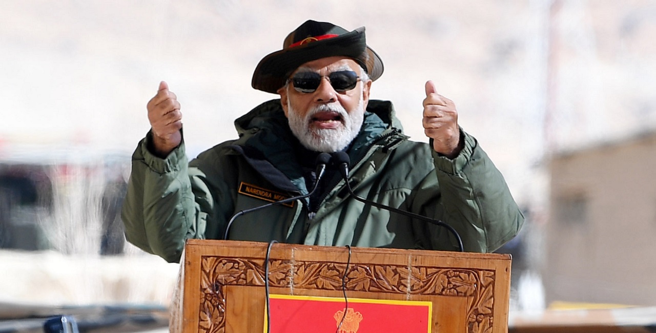 PM Modi Celebrates Diwali With Soldiers In Kargil – The Traveller Trails